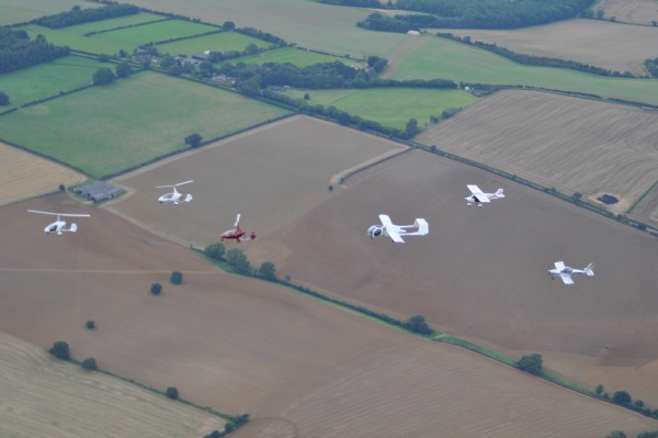 UK pilots pass first AutoGyro flight test course : : FLYER