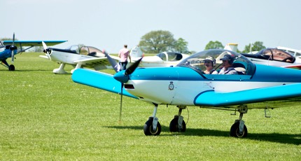 Fly-in slot bookings for Aero Expo 2013 now open : : FLYER
