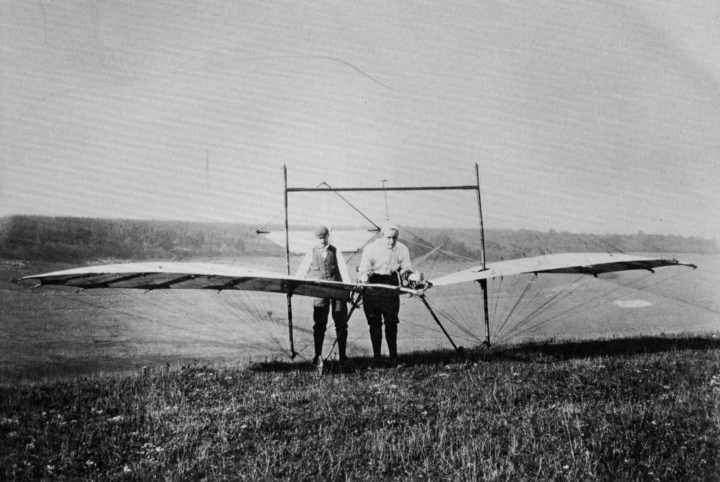 Pilcher's 1899 flying Hawk restored and on display : : FLYER