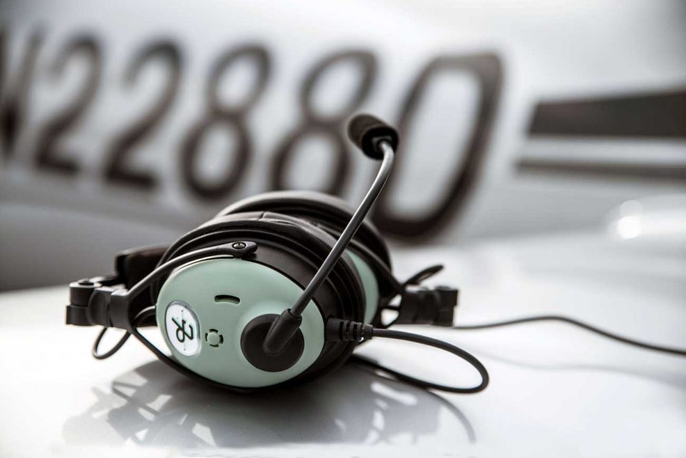 David Clark launches new ONE-X headset : : FLYER