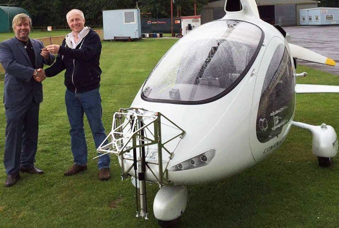 Film company first to operate commercial gyro : : FLYER