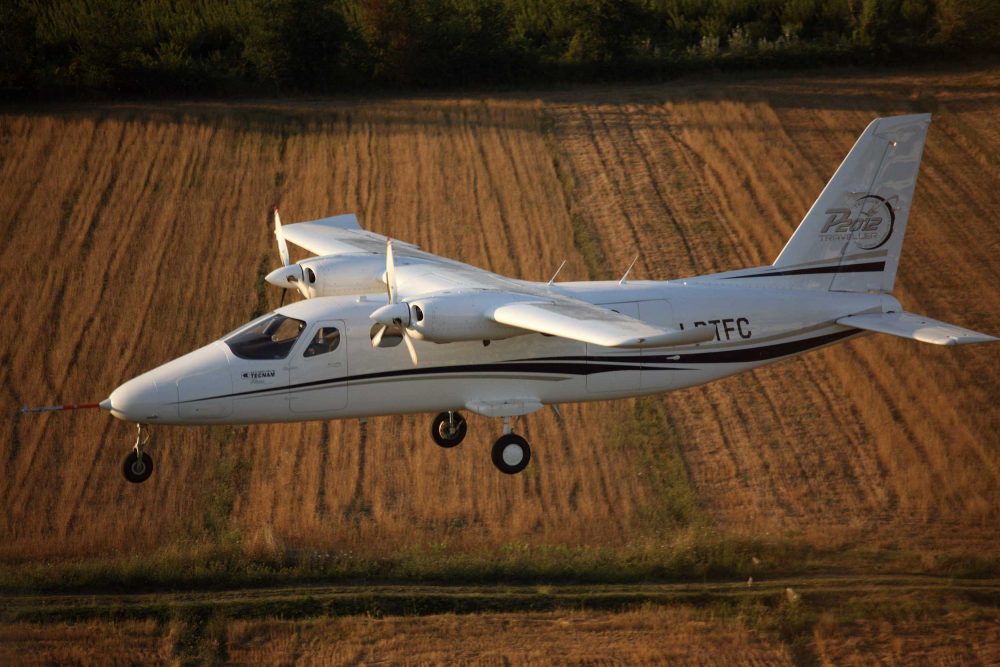 First flight for Tecnam P2012 Traveller : : FLYER