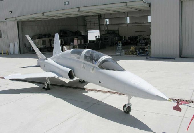 Javelin jet resurfaces as USAF trainer : : FLYER