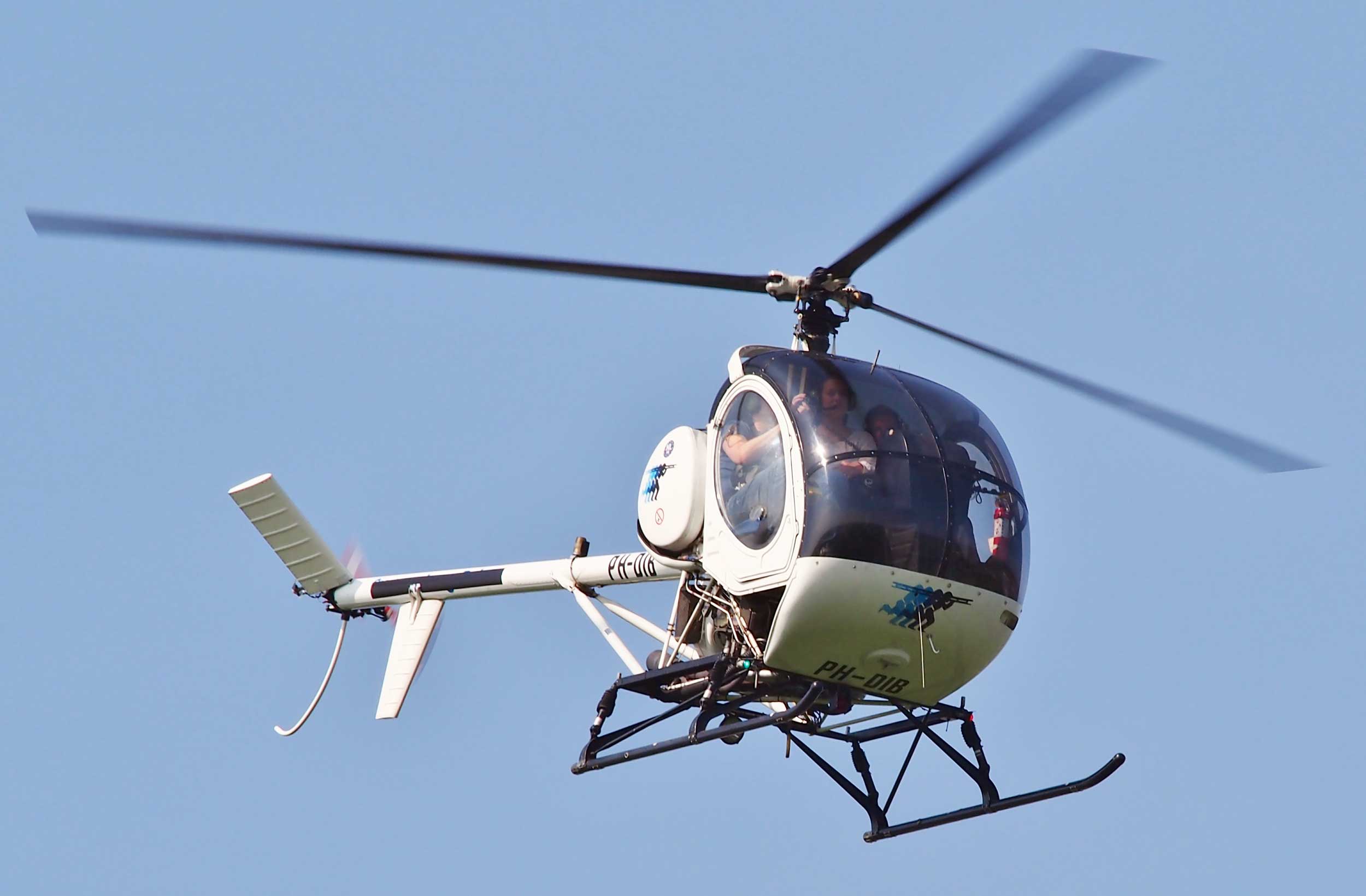 Sikorsky sells Schweizer to new venture : : FLYER