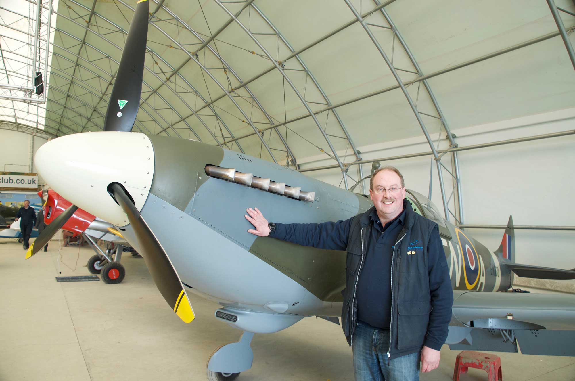 The AceSquadron scrambles at Enstone Airfield : : FLYER