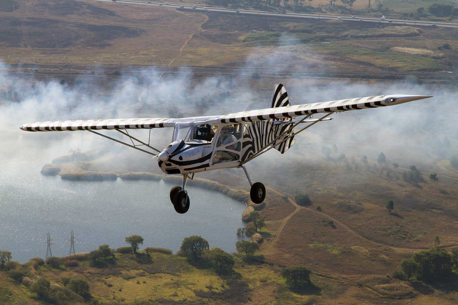 The challenge: Build a BushCat in six days : : FLYER