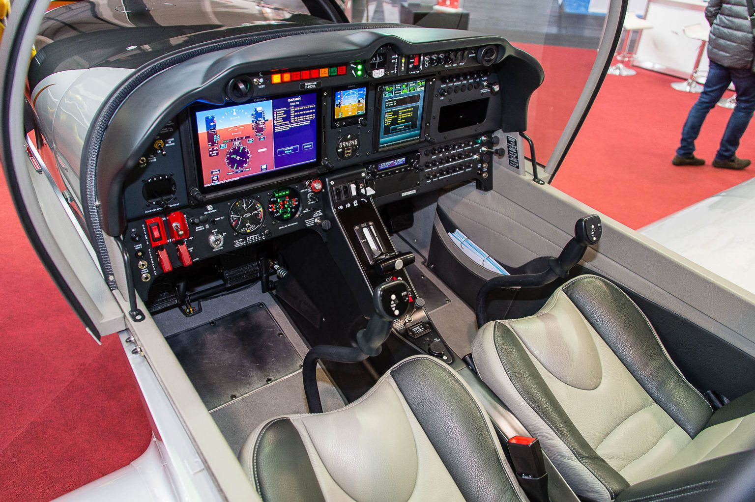 CAP 10 relaunched by CEAPR as 10C NG : : FLYER