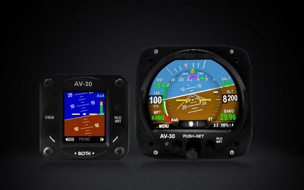 uAvionix moves into electronic flight displays : : FLYER