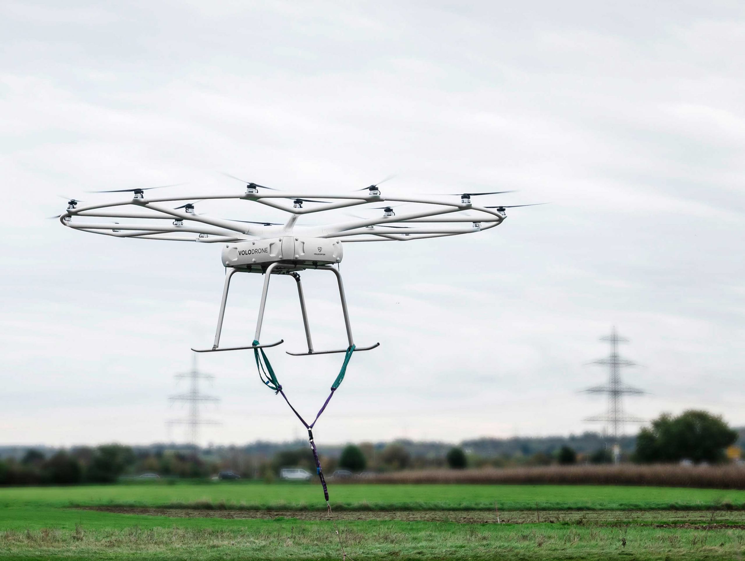 Volocopter announces flying delivery van : : FLYER