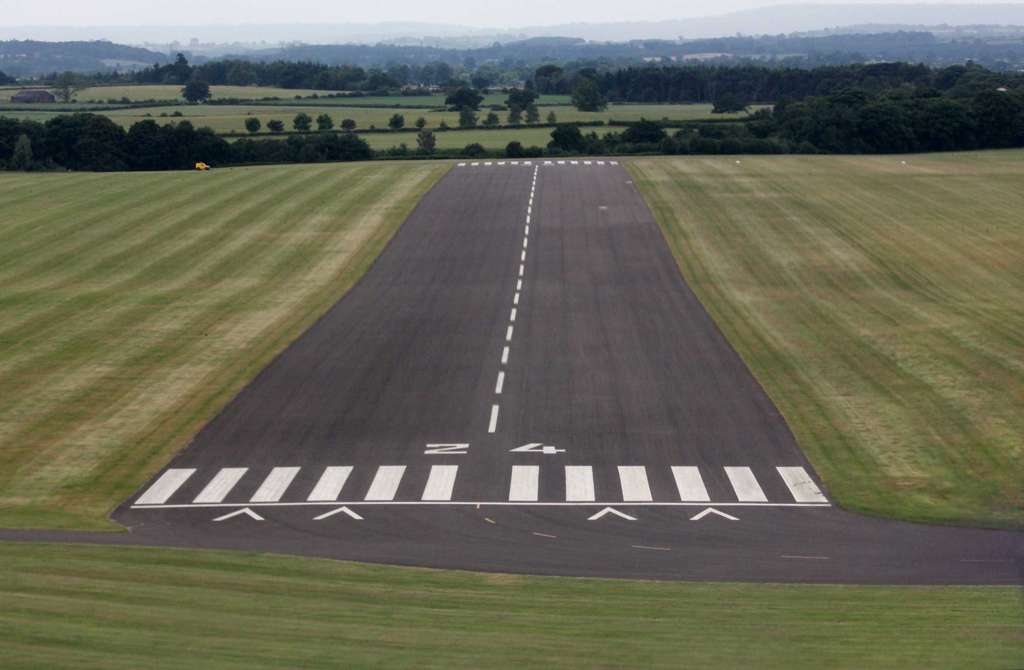 Govt launches £2m fund to support local airfields : : FLYER