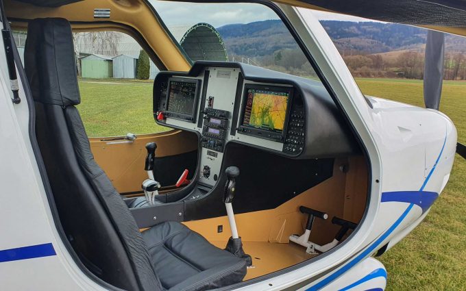 Flight Design delivers first F2, updates CT series : : FLYER