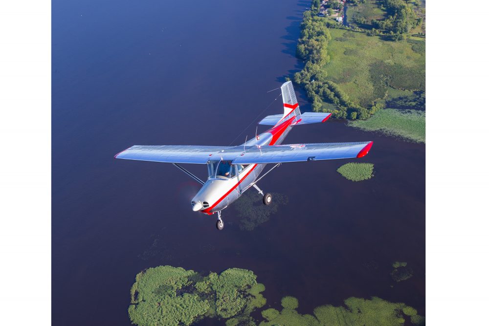 Cessna C172 Restoration - August 2020 : : FLYER