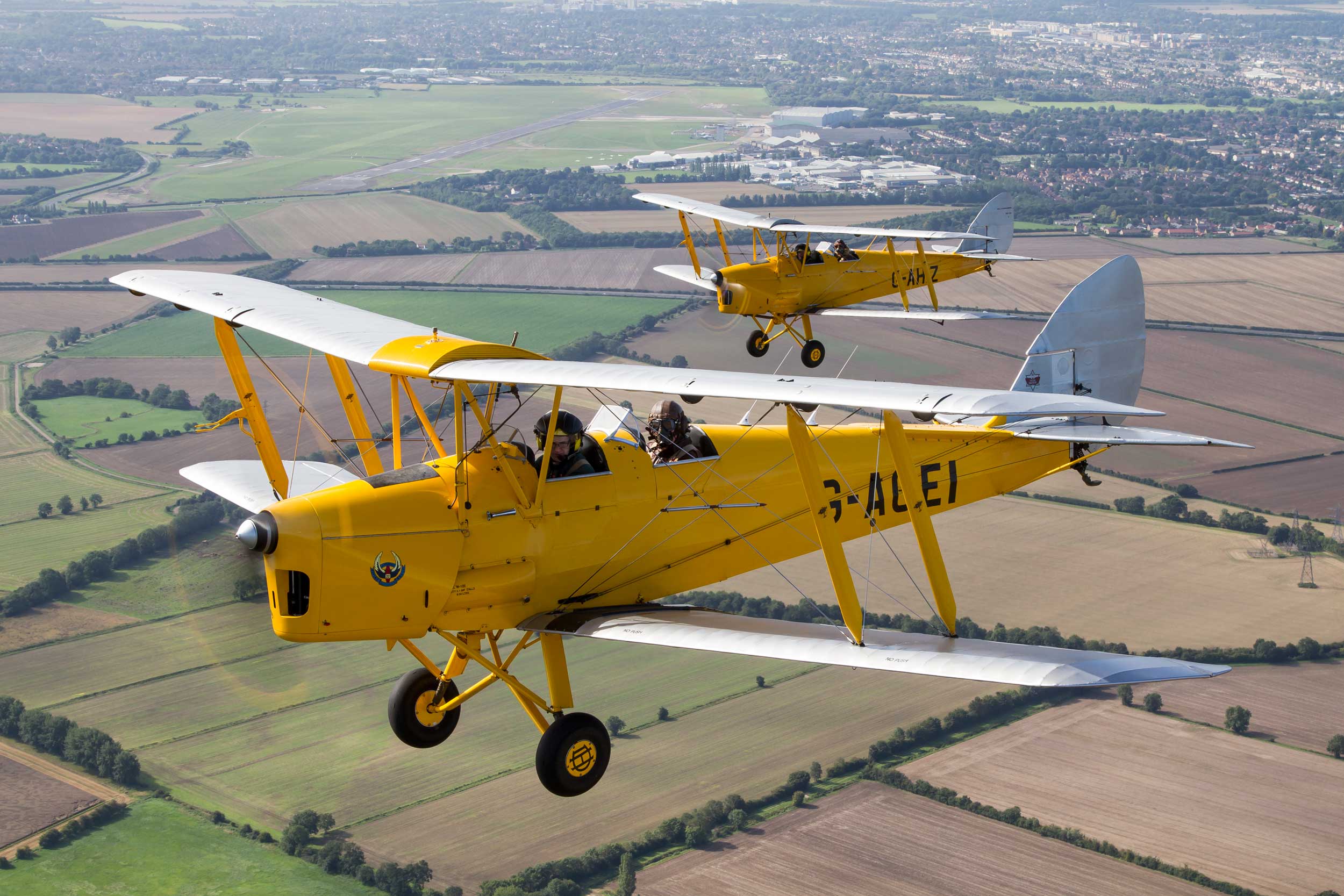 Win a Tiger Moth flight to remember Sandy’s solo : : FLYER