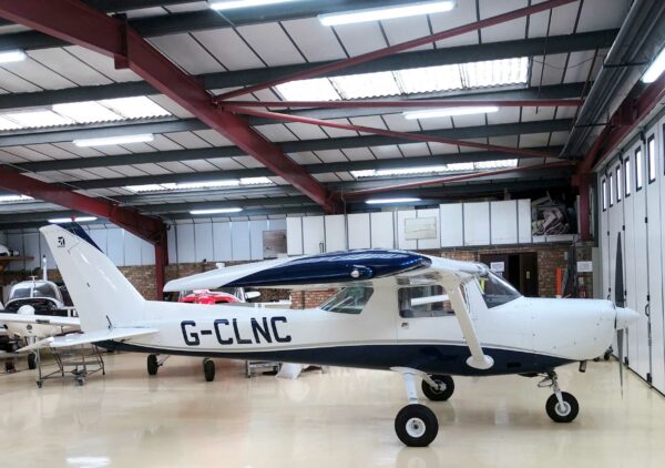 Cambridge unveils stunning C152 refurb : : FLYER