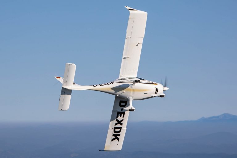 Flight Design F2 - April 2022 : : FLYER