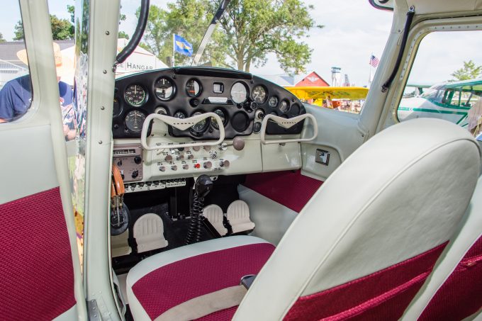 Cessna C172 Restoration - August 2020 : : FLYER