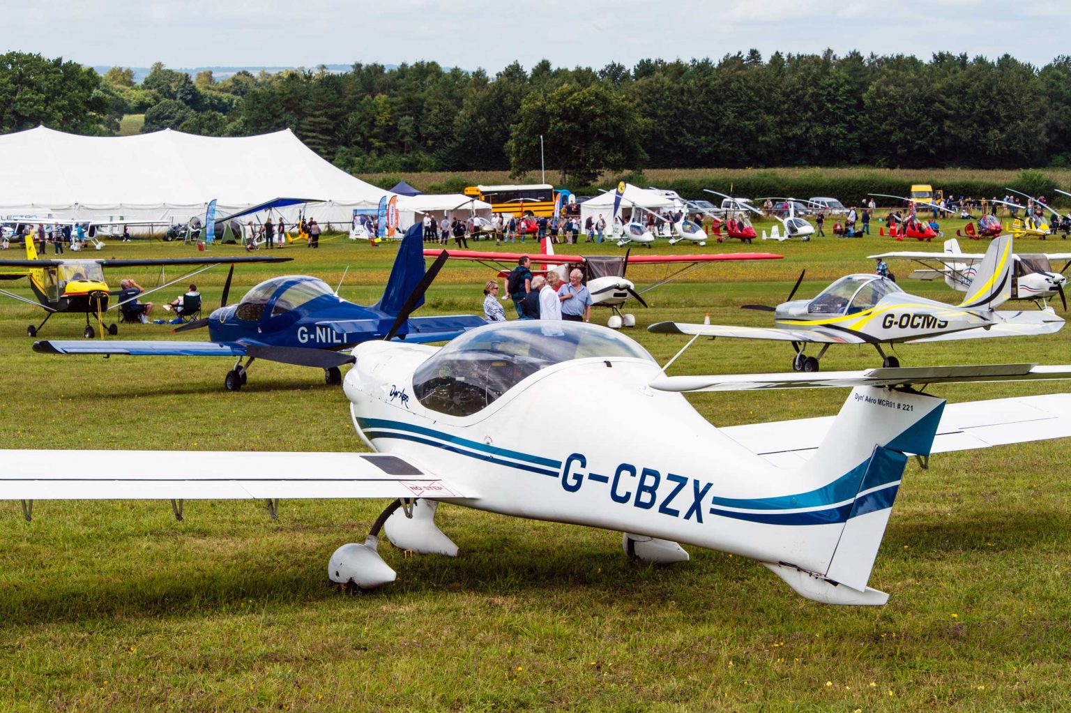 600kg Microlights : : FLYER