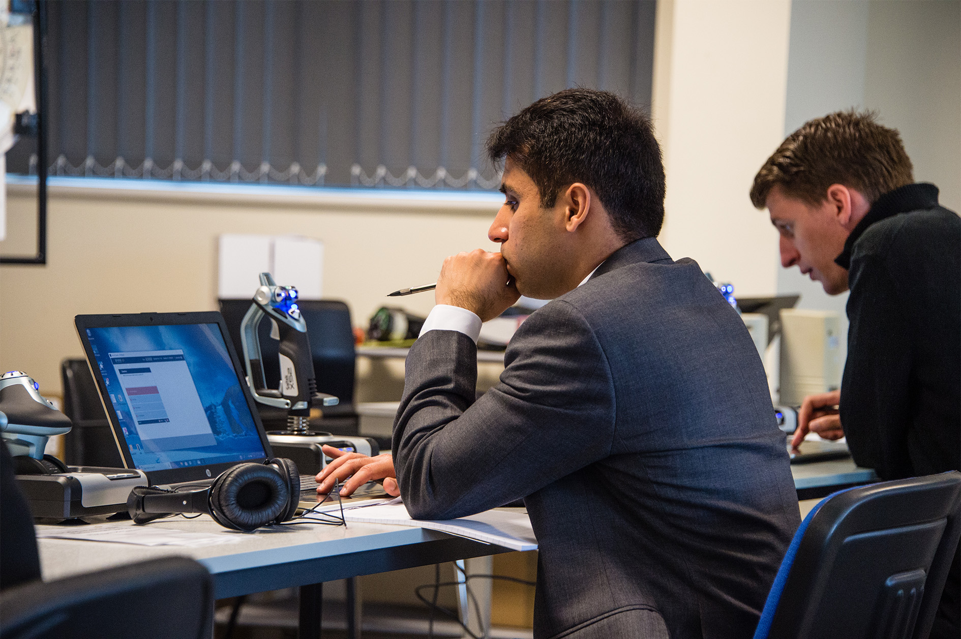 ATPL Groundschool - is now the right time to start? - April 2021 : : FLYER