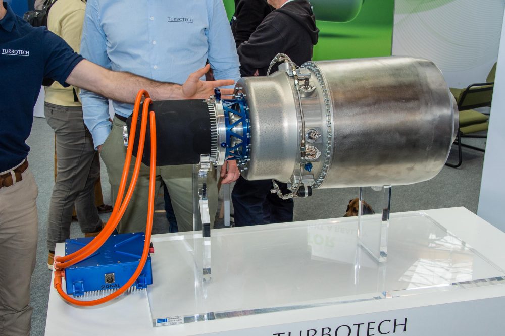 TurboTech: a turbine for light aircraft : : FLYER