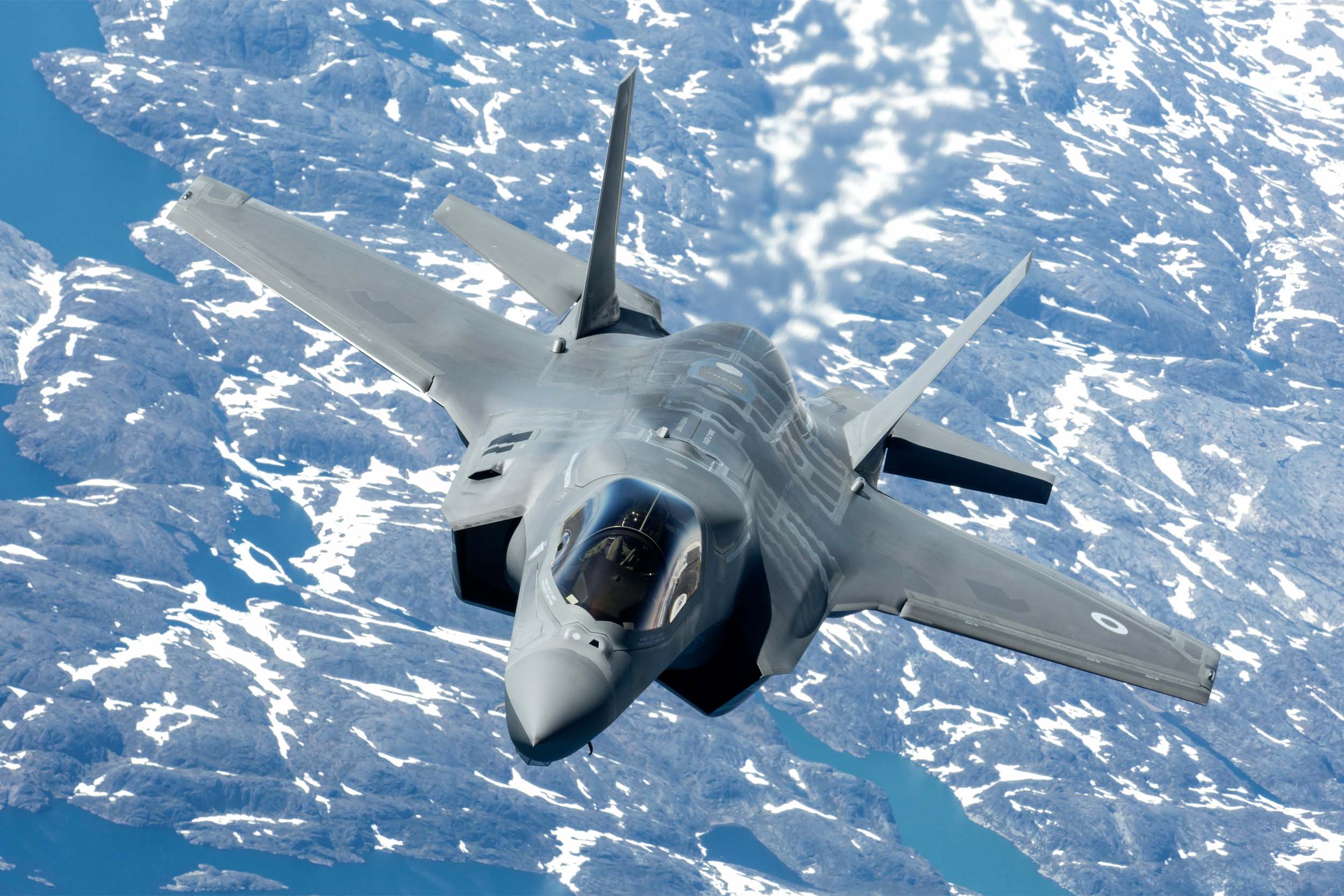 Learn To Fly: Military Careers : : FLYER