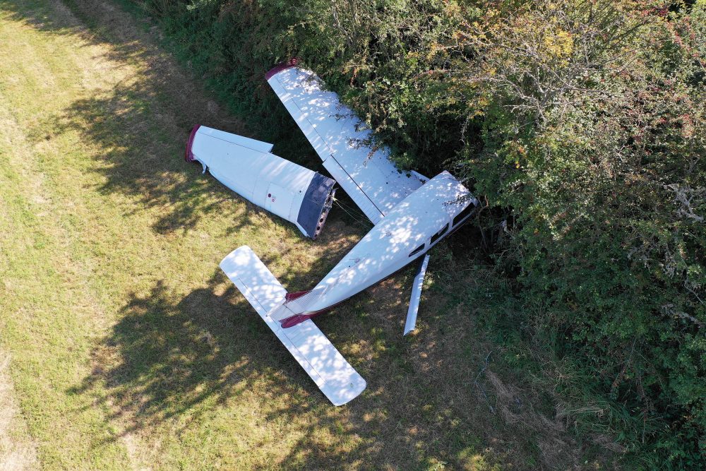 What to do if you crash an aircraft : : FLYER