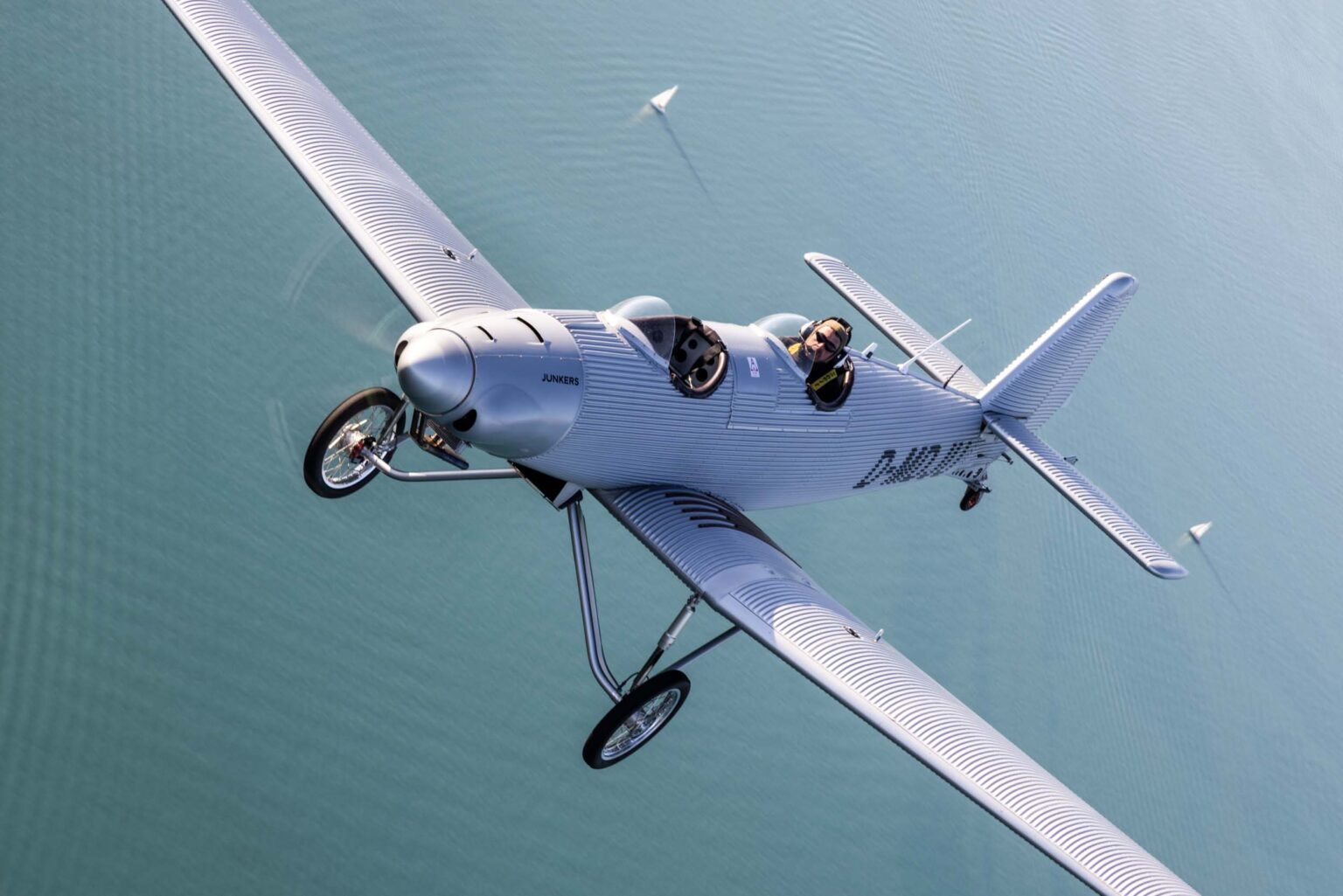 Junkers A50: The Time Machine : : FLYER