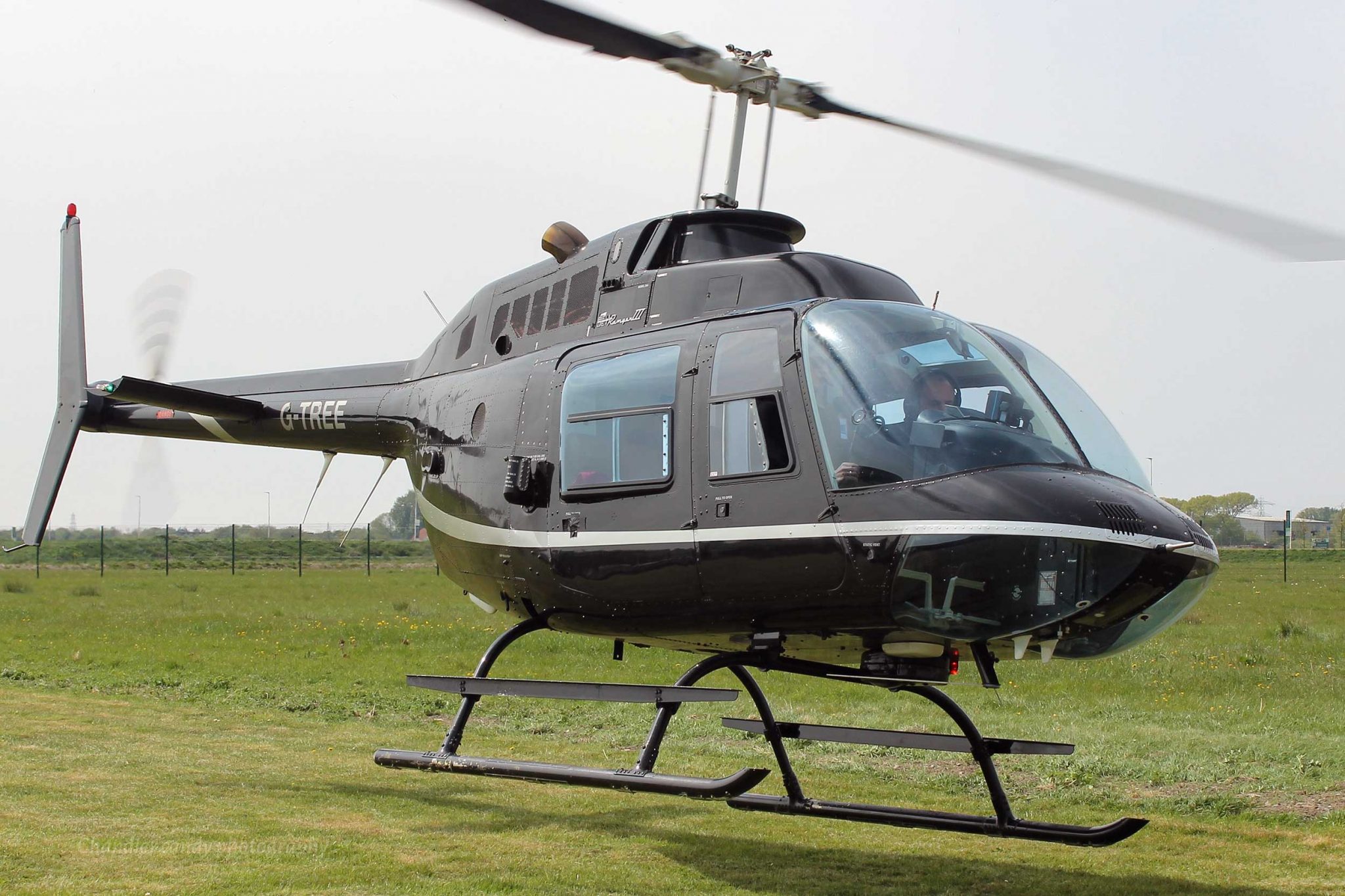 Flying to The Helicopter Museum : : FLYER