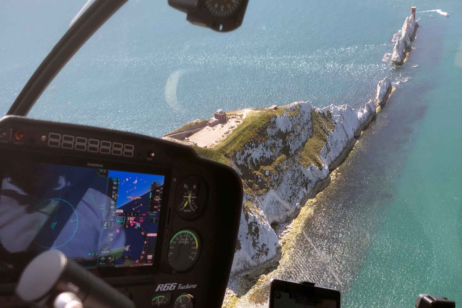 Perfect day trip to the Isle of Wight’s Hut : : FLYER