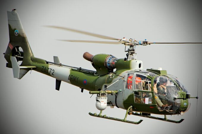 British Army bids farewell to Gazelle helicopter : : FLYER