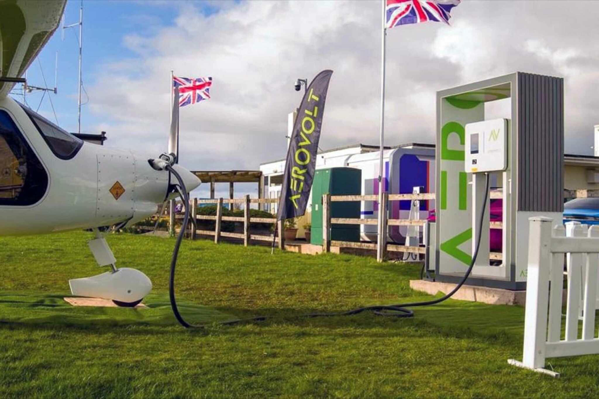 Dunkeswell joins Aerovolt electric aircraft network : : FLYER