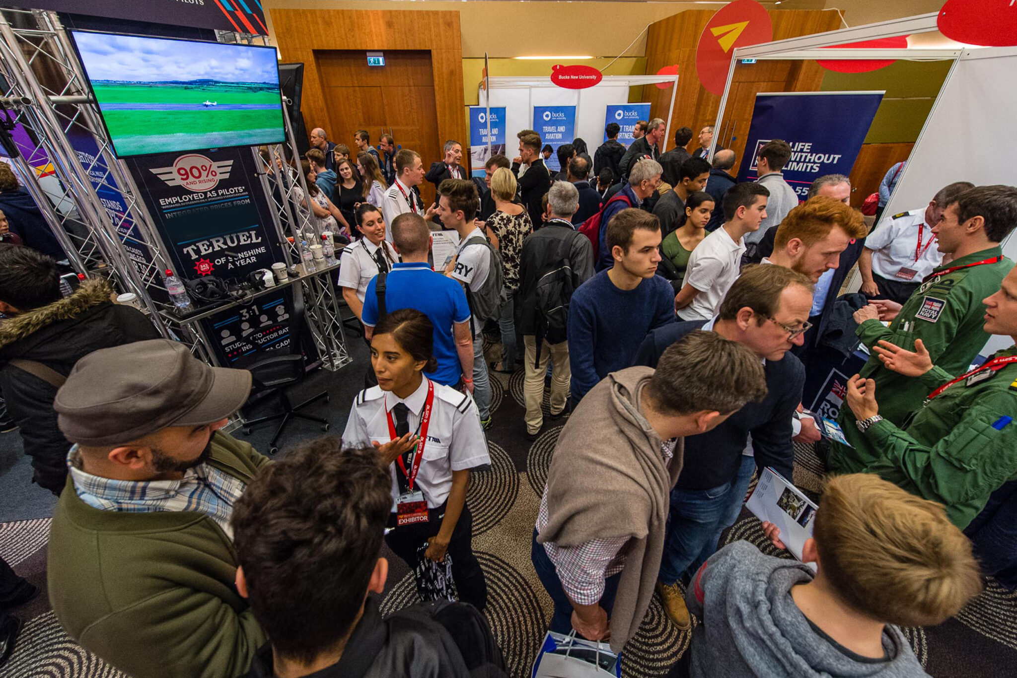 Learn to fly: How much does an ATPL cost? : : FLYER