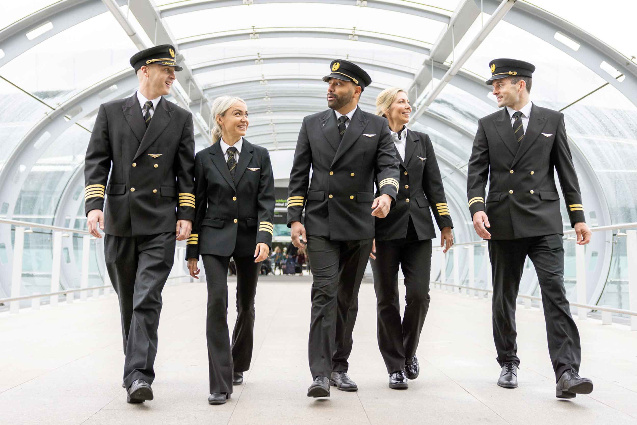 Aer Lingus opens 2024 sponsored pilot training (part 2) : : FLYER