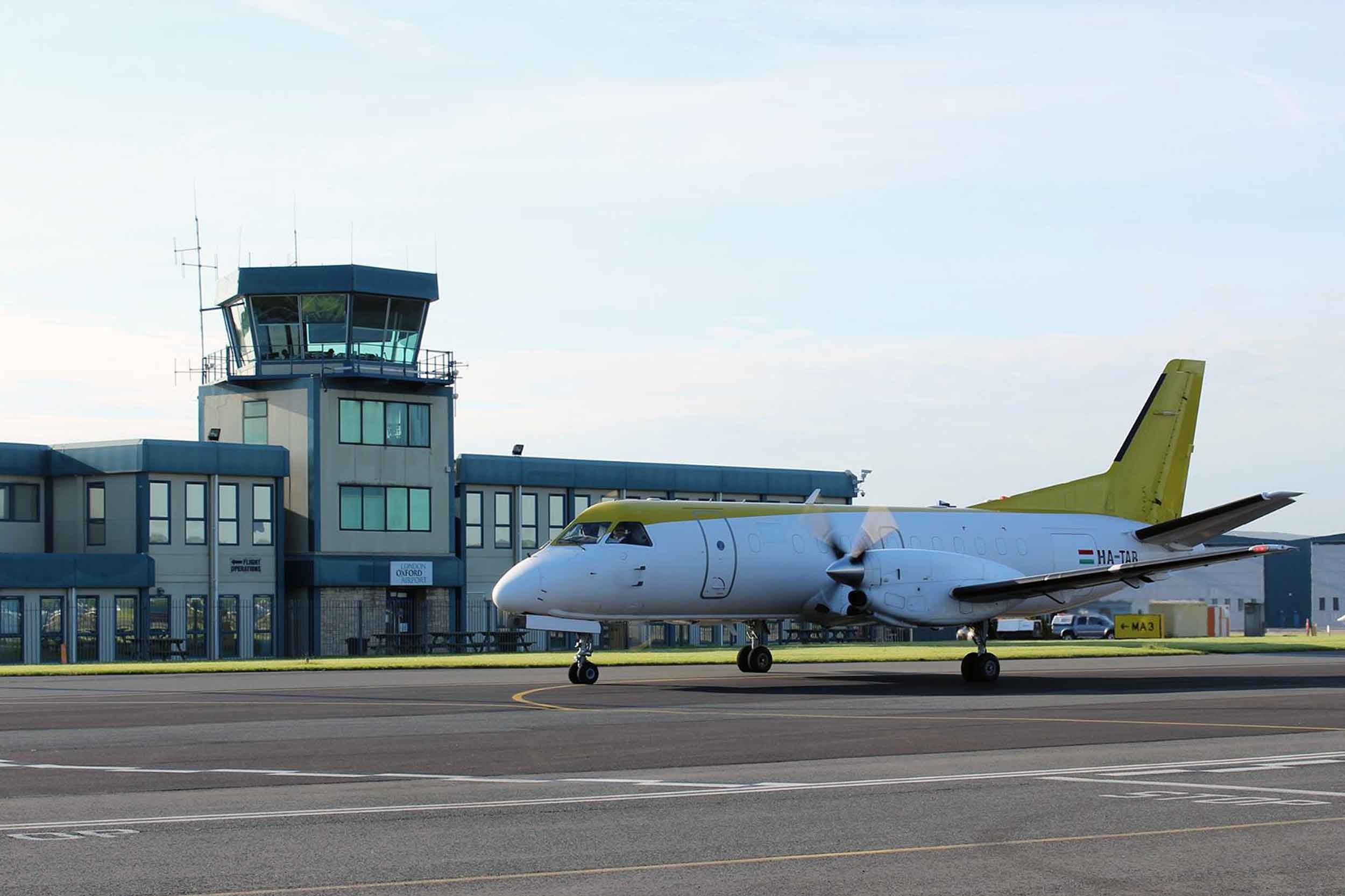 Oxford Airport starts airspace change for 3D Instrument Approach : : FLYER