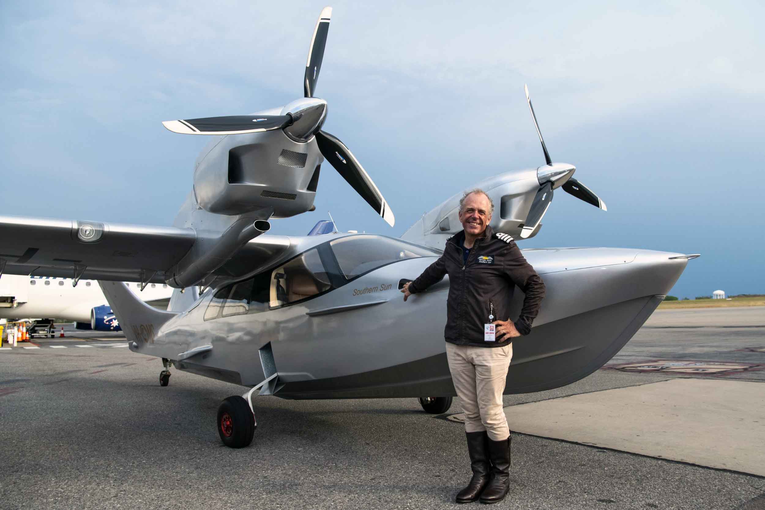 Mike Smith is off again: circumnavigating Australia : : FLYER