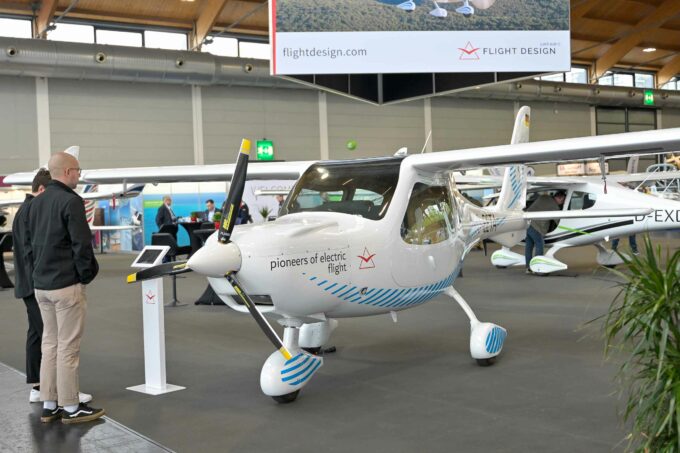 Flight Design restarts production of CT microlight : : FLYER