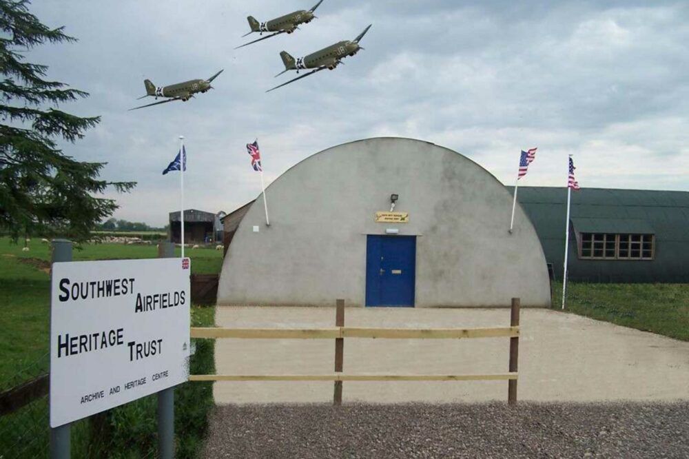 D-Day 80: Where to watch the D-Day Squadron : : FLYER