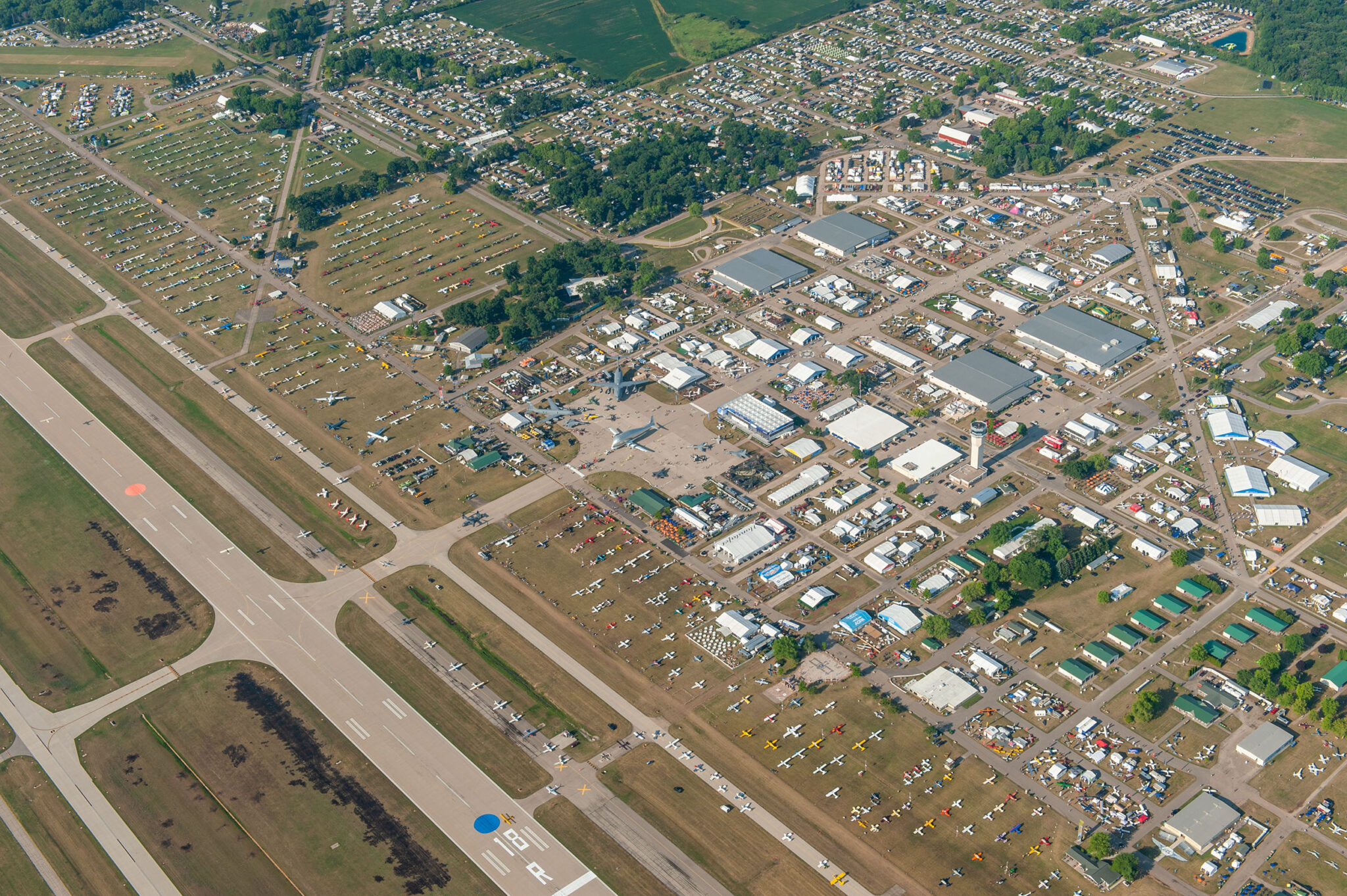 EAA AirVenture Oshkosh 2026 : : FLYER