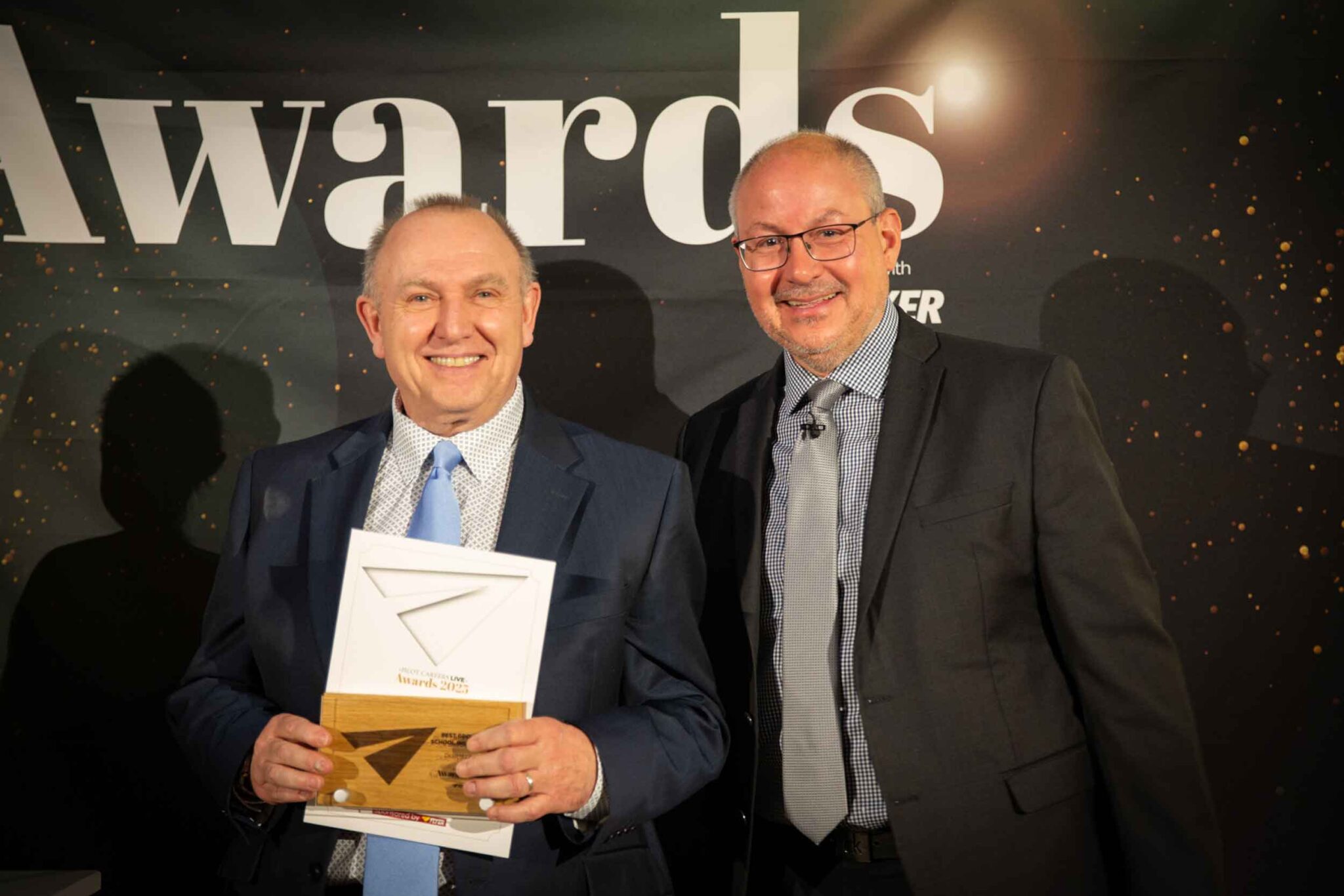 Pilot Careers Live Professional Flight Training Awards 2025 : : FLYER