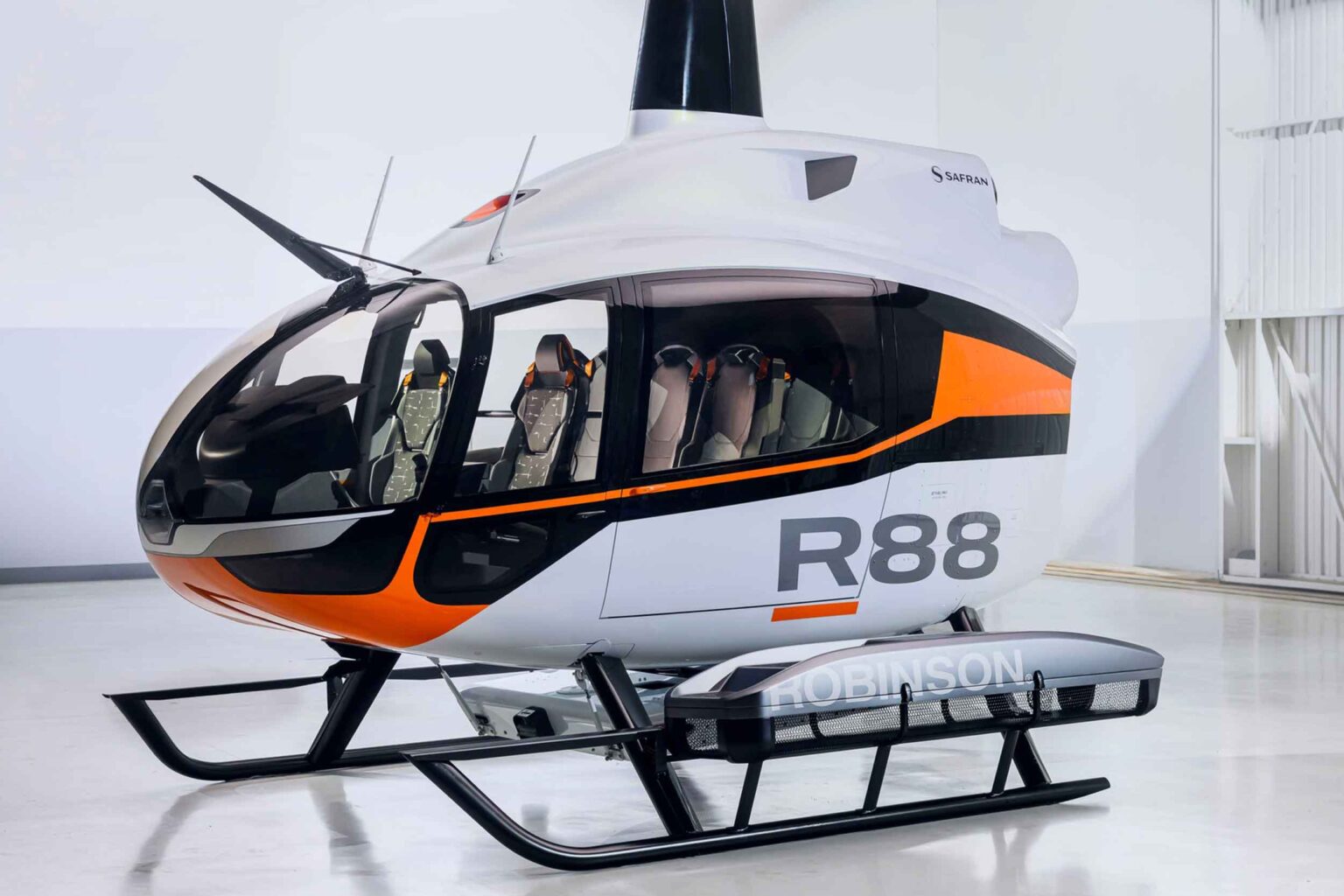 Robinson launches all-new R88 helicopter at US trade show : : FLYER