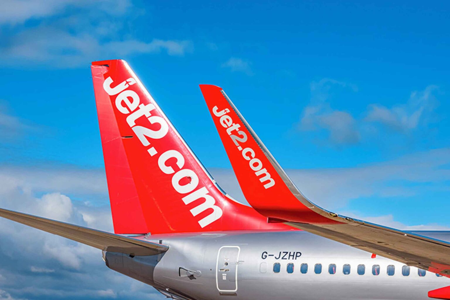 Sixty fully funded pilot training places announced by Jet2.com : : FLYER