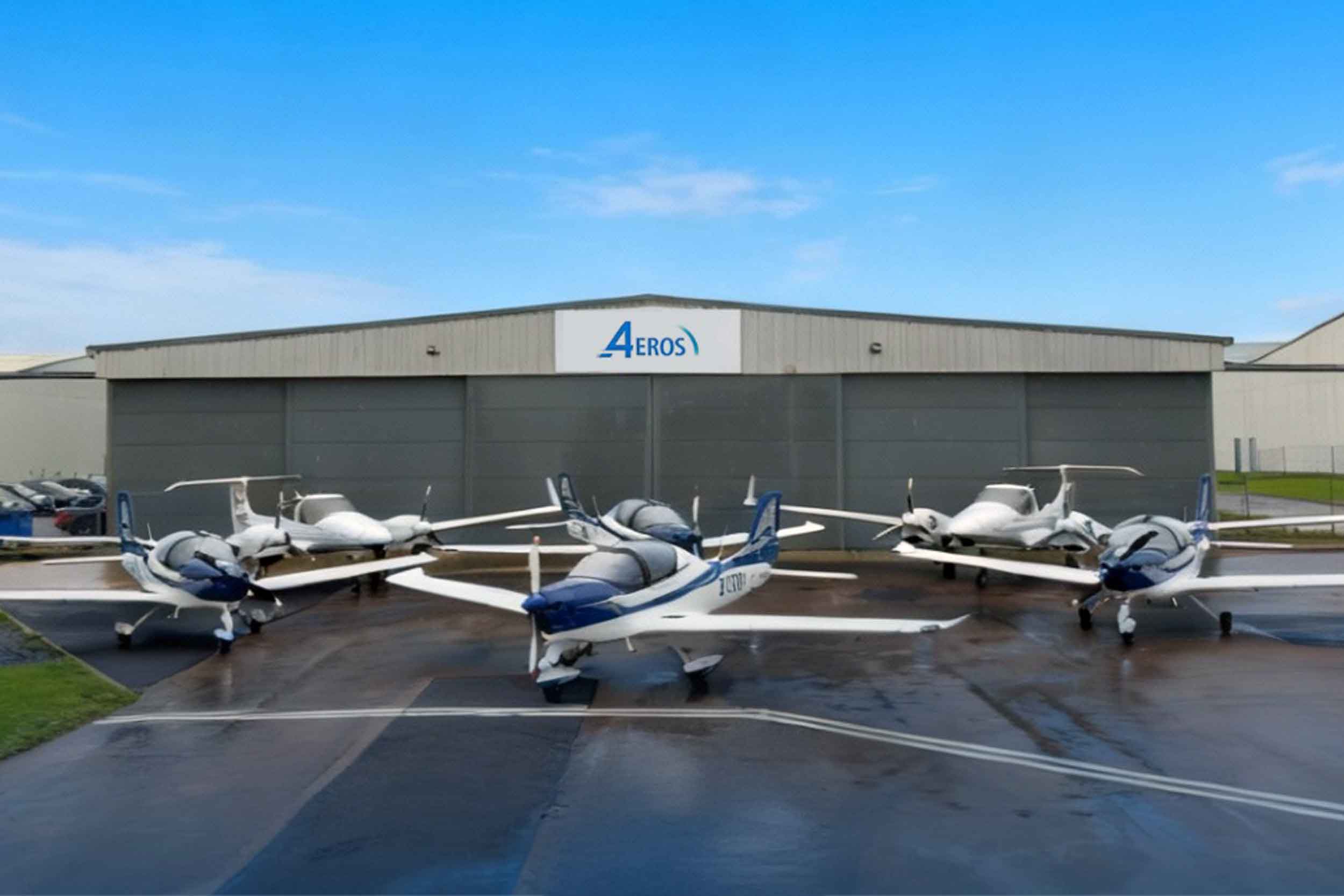Aeros Flight Training adds Tecnam and Diamond aircraft to fleet : : FLYER